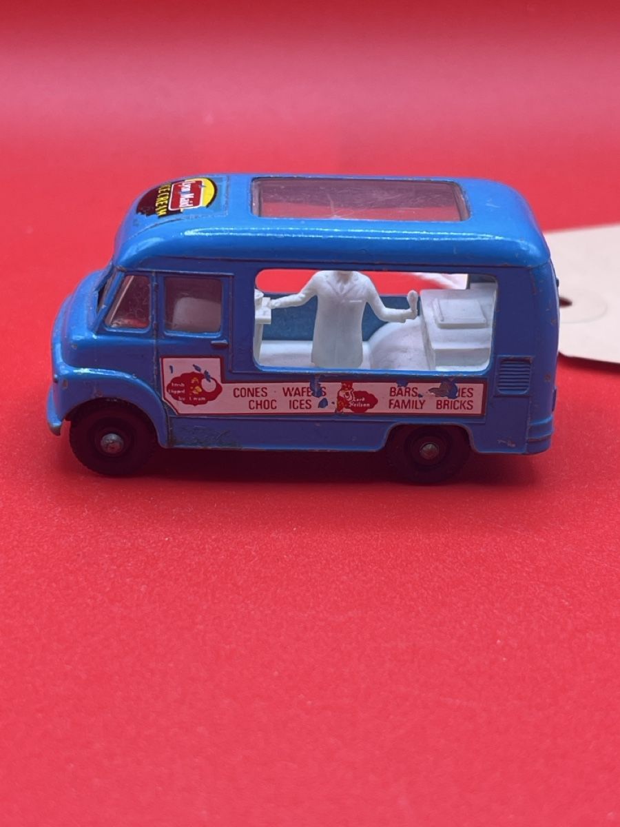 Matchbox Lesney Commer Ice Cream Van No 47 (Gebraucht) in Root für CHF ...