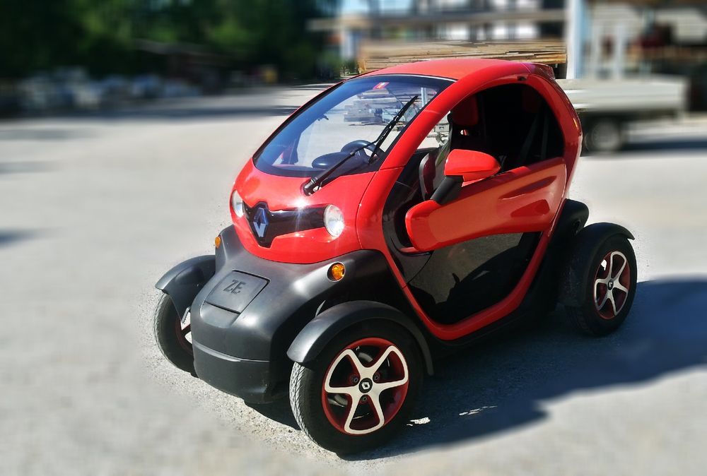 Renault TWIZY Urban (FREI - INKL. AKKU - KEINE AKKUMIETE) | Kaufen auf ...