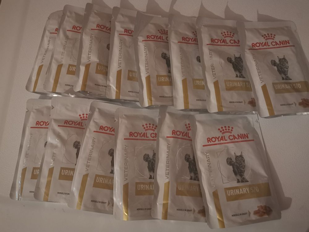 Royal Canin Feline Urinary 14 sachets + hills c/d 2.5kg | Kaufen auf ...