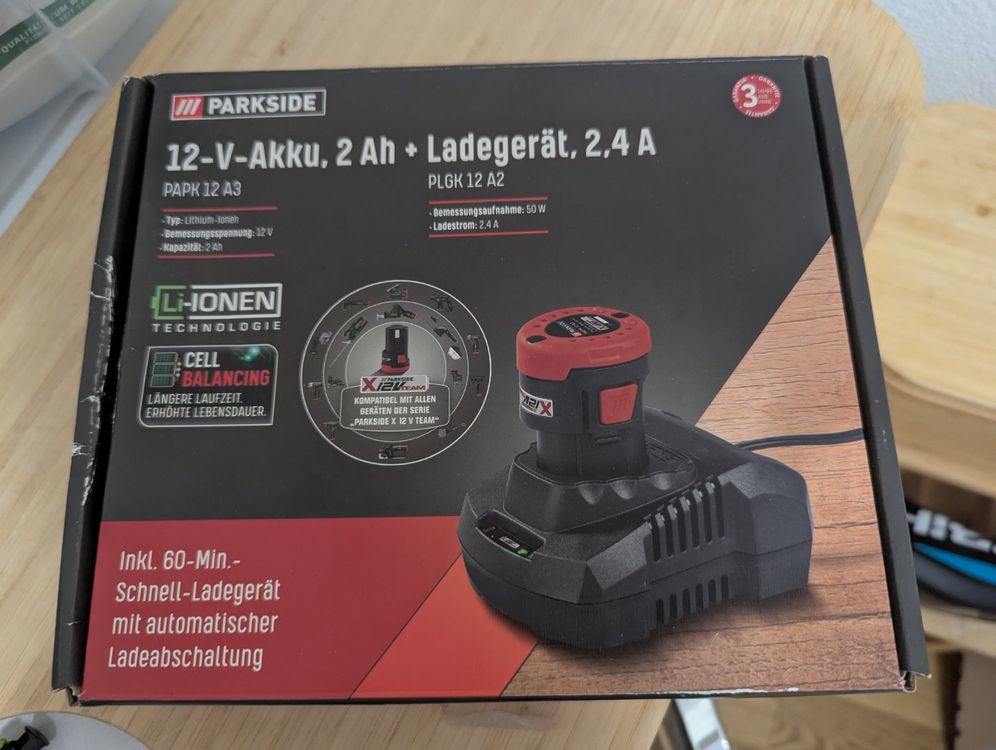 Parkside 12V battery + charger | Kaufen auf Ricardo