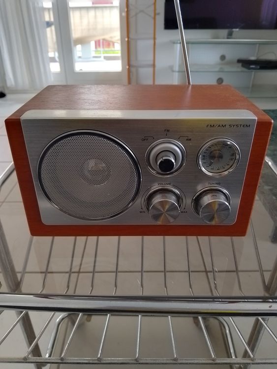 TOP-AKTION!!!! FUNKTIONELLES WUNDERSCHÖNES RADIO!! (Gebraucht) in Roggwil BE für CHF 15 – nur ...