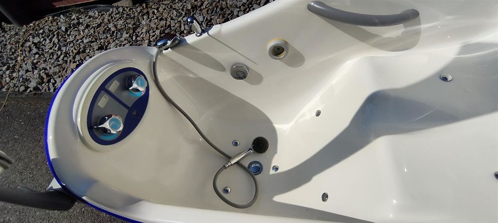 Arjo Parker Bath (Gebraucht) in Niederdorf für CHF 1220 – mit Lieferung ...