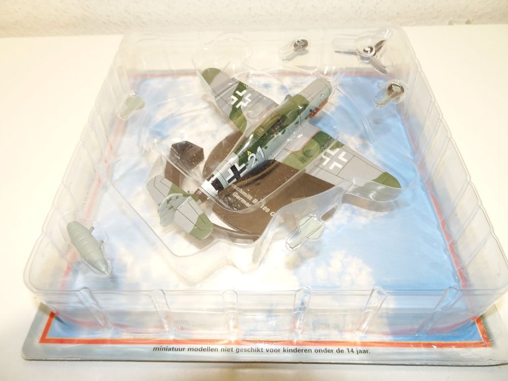 Messerschmitt Bf 109 G-10 Germany 1:72 Flugzeug (Neu (gemäss Beschreibung)) in Emmenbrücke für ...