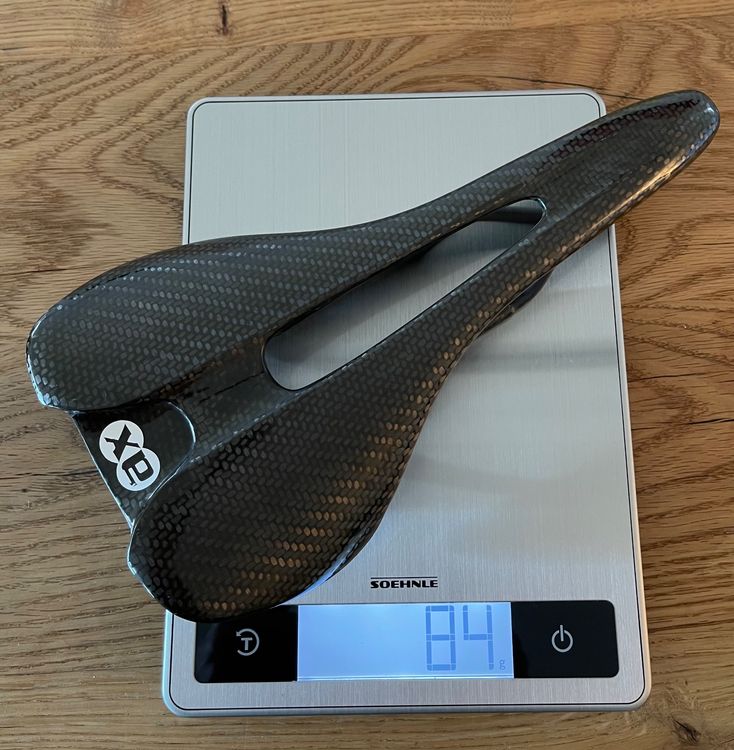Carbon Rennvelo-Sattel ax-lightness Leaf I - nur 84 gramm! | Kaufen auf ...