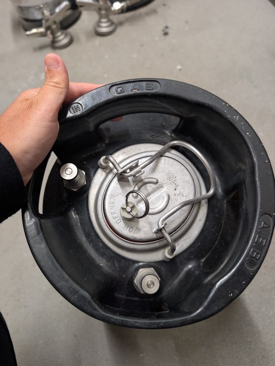 AEB S.r.l. Kegs - Two Stainless Steel Beer Kegs (Gebraucht) in Adliswil für CHF 55 – nur ...
