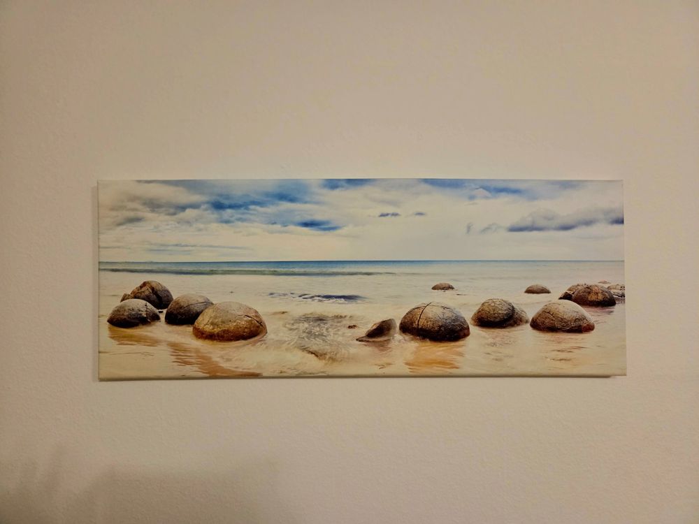 Bild Leinwand Strand mit Steinen (Gebraucht) in Horw für CHF 1 – nur Abholung auf Ricardo kaufen