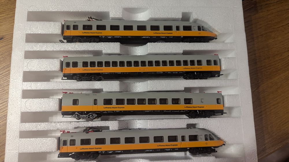 Lima Micromodels Spur N Lufthansa Airport Express (Gebraucht) in ...