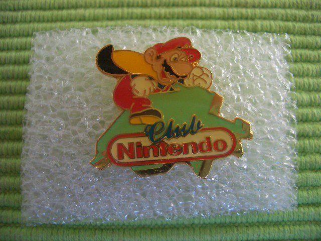 Nintendo Club SUPER MARIO PIN (Gebraucht) in Thürnen für CHF 4 – mit ...