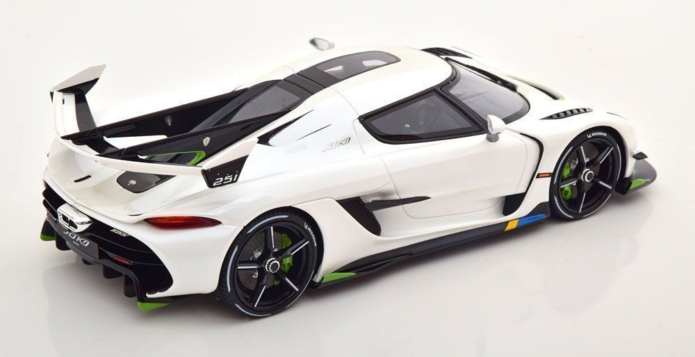 KOENIGSEGG JESKO 2021 WEISS 1:18 GT-SPIRIT (Neu und originalverpackt ...