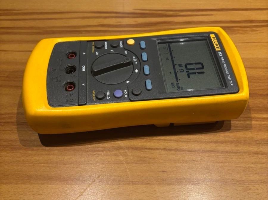 Fluke 183 T-RMS Digital Multimeter (Gebraucht) in Rüschlikon für CHF ...
