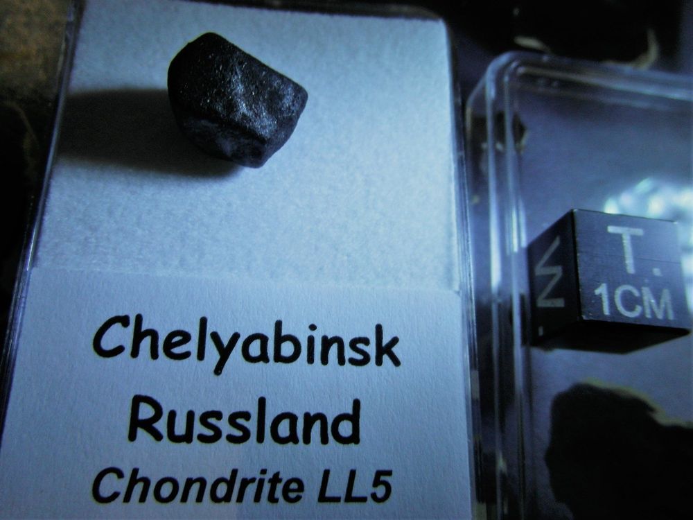 1,23g Meteorit Chelyabinsk LL5 - Chondrite aus Mega-Fall ! (Neu (gemäss ...