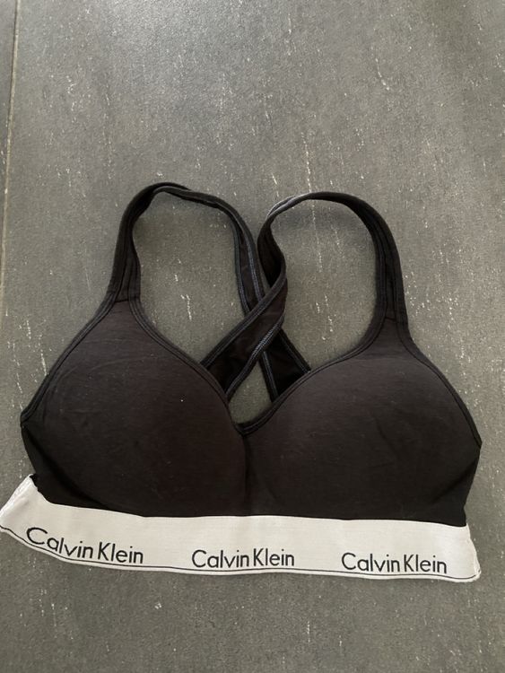 Sport-BH Gr.M Calvin Klein (Gebraucht) in Sirnach für CHF 9 – mit ...