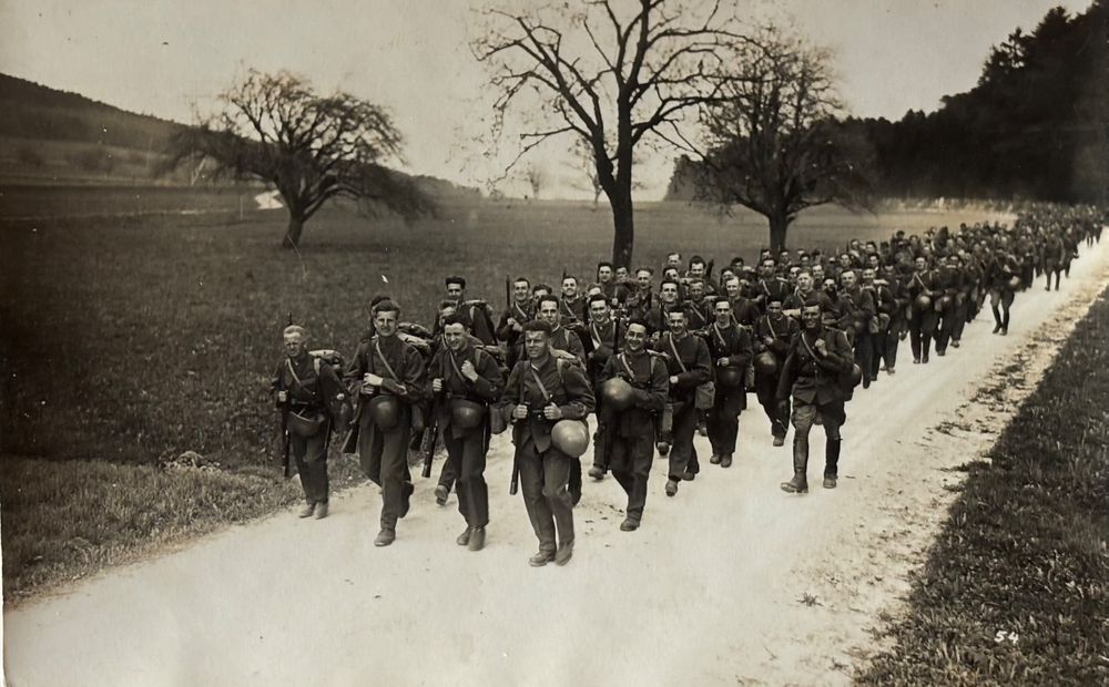 Photo A. Freudiger, Aarau - Militär, Mannschaft, Helm (Gebraucht) in ...
