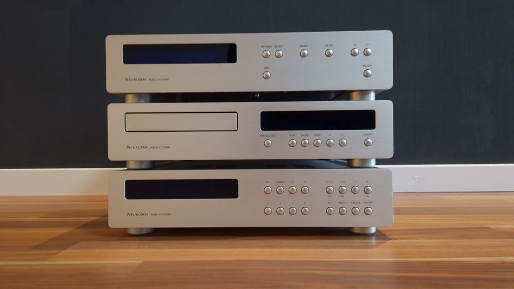 Neukomm Tuner/CD-Player/Verstärker (Gebraucht) in Schönenberg ZH für ...