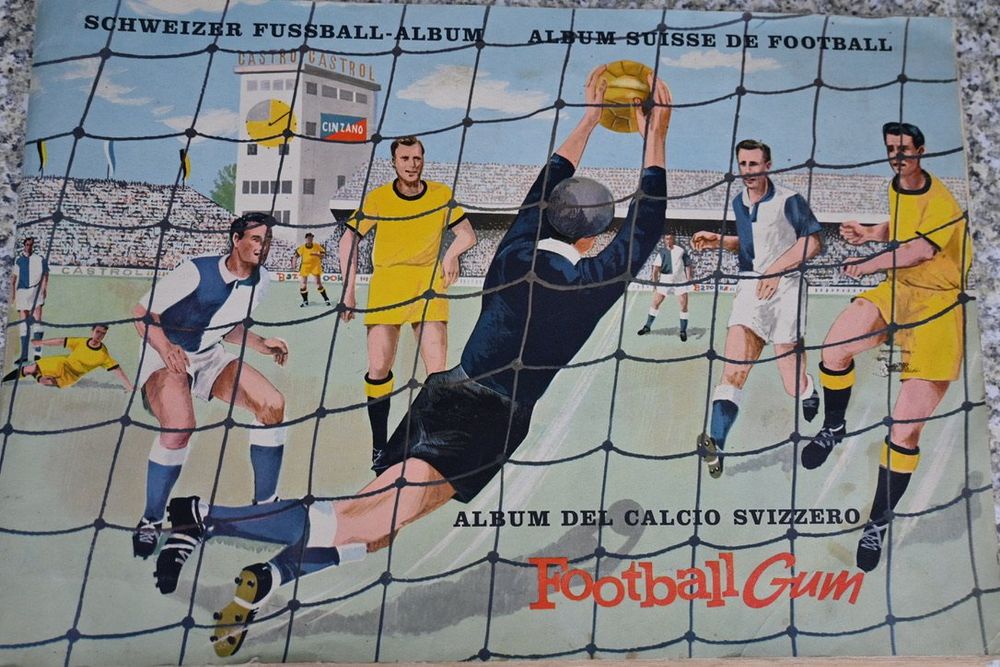 Schweizer Fussball Album 1957 / 58 (Gebraucht) in Courgevaux für CHF ...