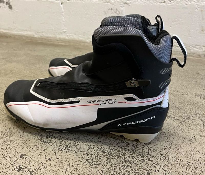 Chaussures de ski de fond Tecno Pro Synergy Pilot 42 (D'occasion) à ...