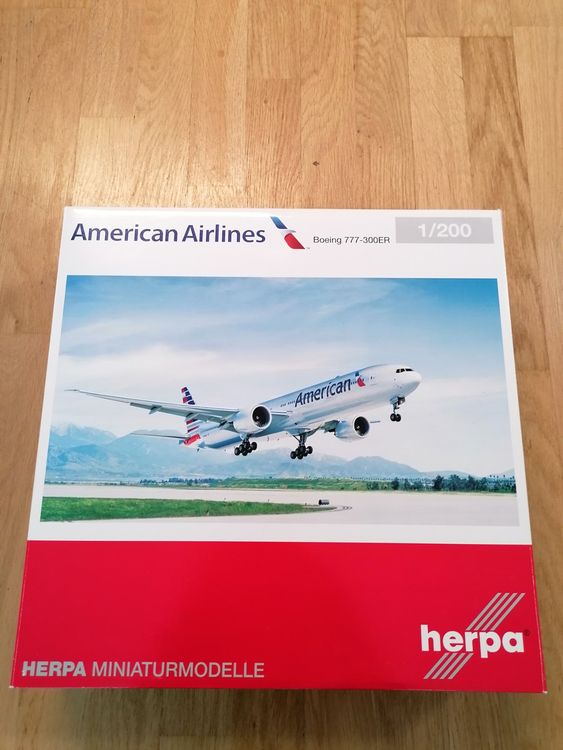 Herpa American Airlines Boeing 777-300ER, N717AN, 1/200 (Neu (gemäss Beschreibung)) in Burgdorf ...