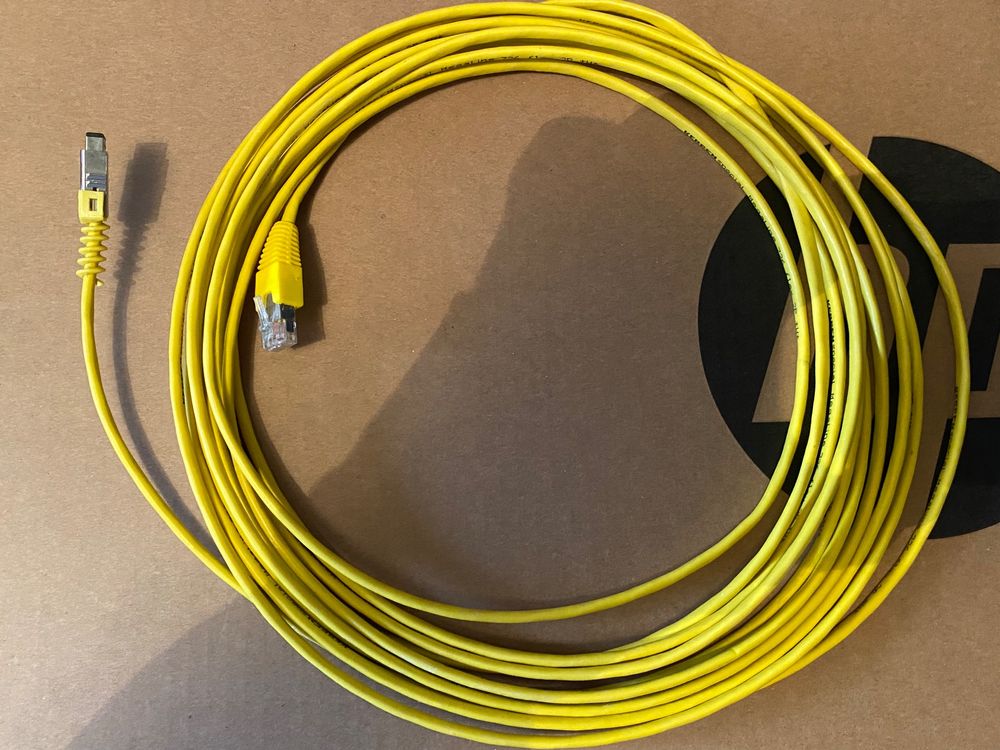 BKS - RJ45 Kabel (Gebraucht) in Dietikon für CHF 25 – nur Abholung auf ...