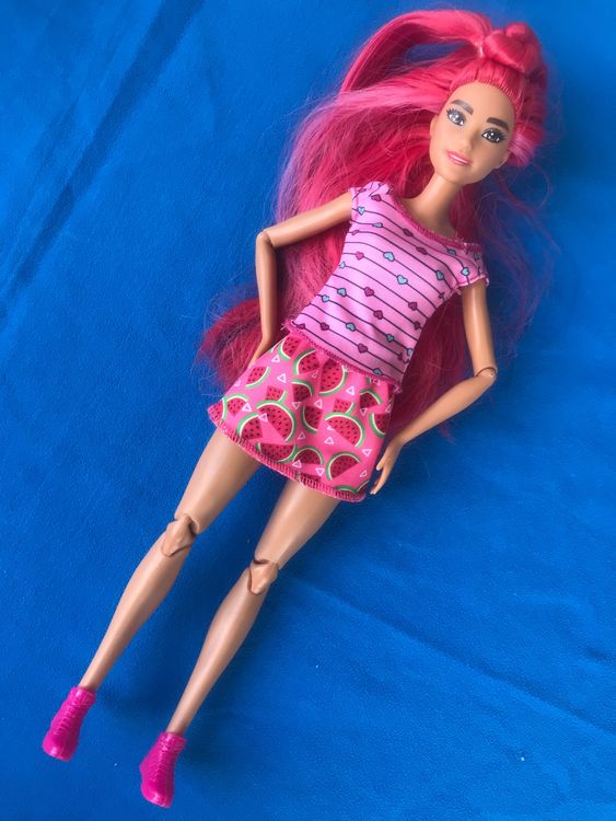 Semi-Articulated Barbie doll (Gebraucht) in Onex für CHF 16 – mit ...
