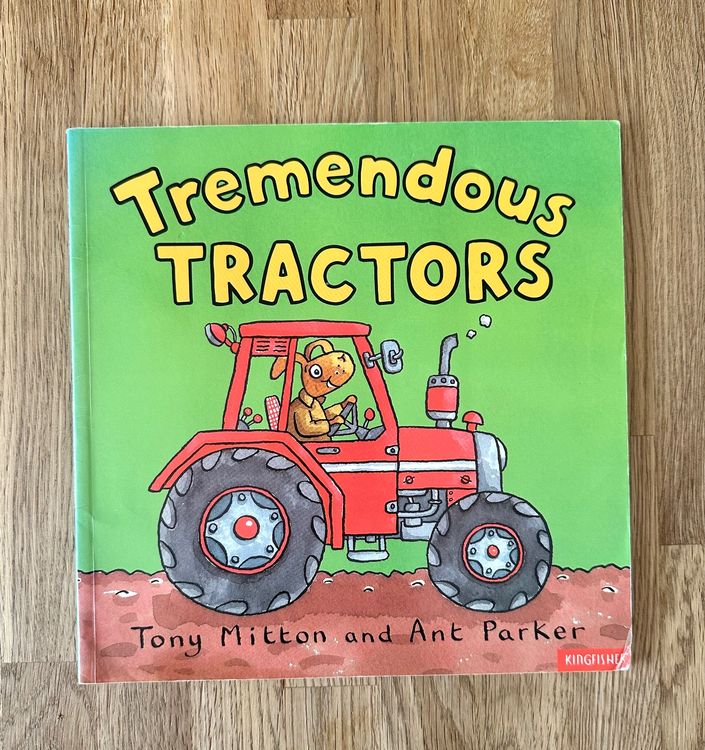 English book-Tremendous TRACTORS. (Gebraucht) in Amriswil für CHF 1.15 ...