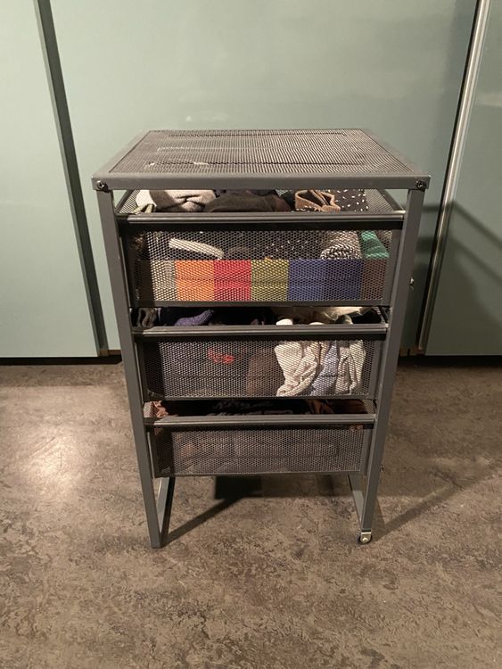 Rollbehälter, Metall anrhrazit, Top Zustand (Gebraucht) in Zürich für ...