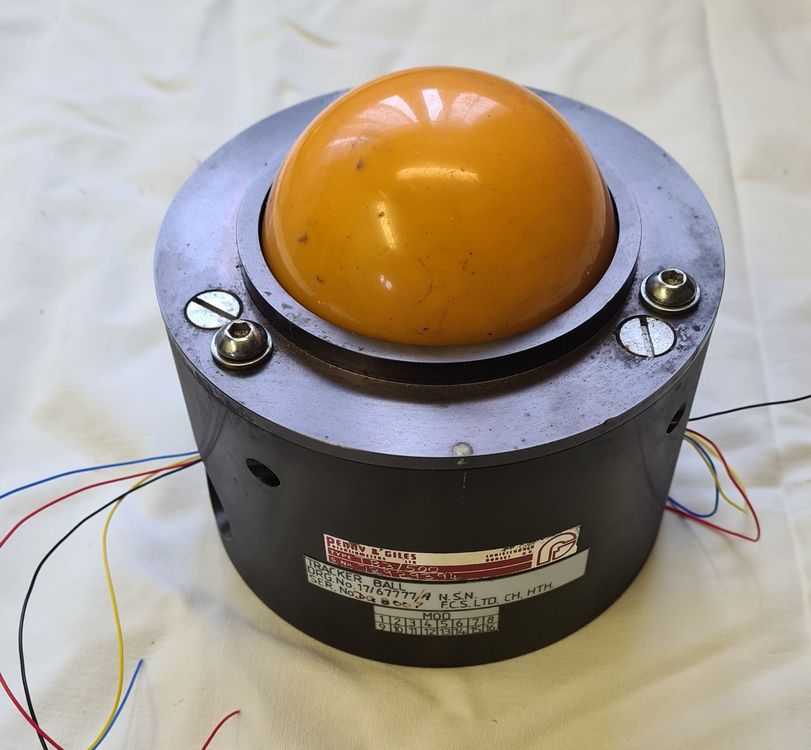 Tracker Ball von Penny Giles (Gebraucht) in Wetzikon ZH für CHF 20 ...