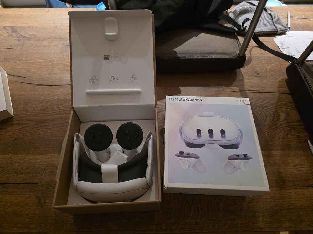 Meta Quest 3 - 128 GB - Neuwertig! - VR-Brille (Gebraucht) in Glis für ...