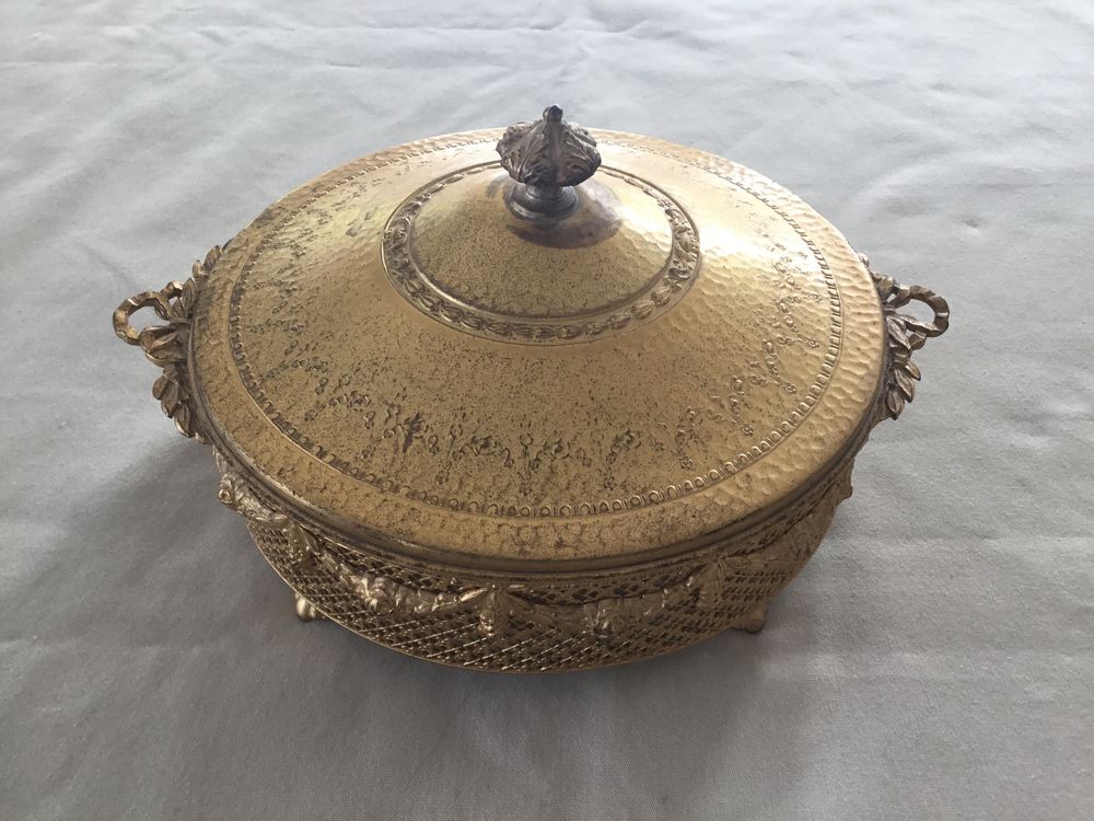 Antike Dose (Gebraucht) in Stans für CHF 35 – mit Lieferung auf Ricardo kaufen