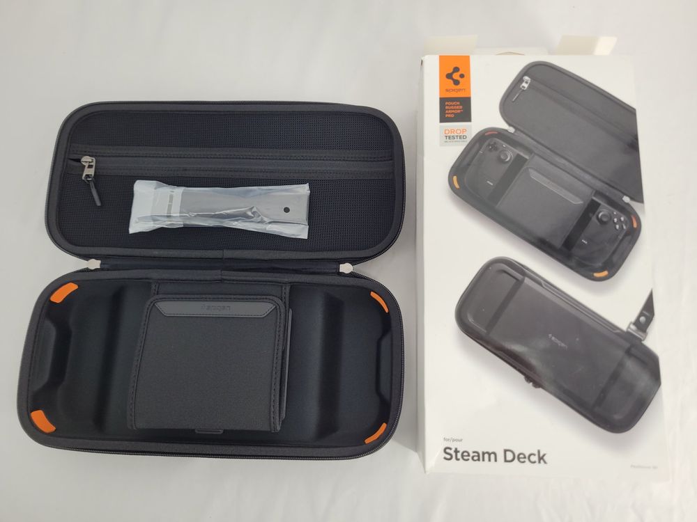 SPIGEN Rugged Armor Pro ( Pour Steam Deck) (Neu und originalverpackt ...