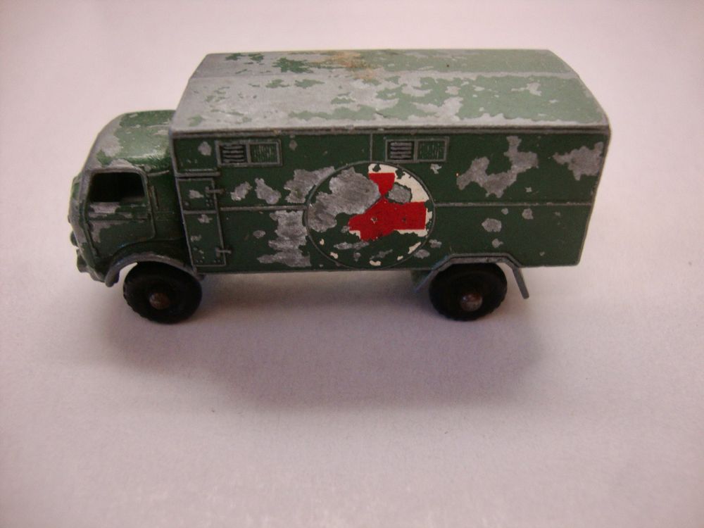 Match Box Lesney No63 Ambulance Ford 4x4 Militär | Kaufen auf Ricardo