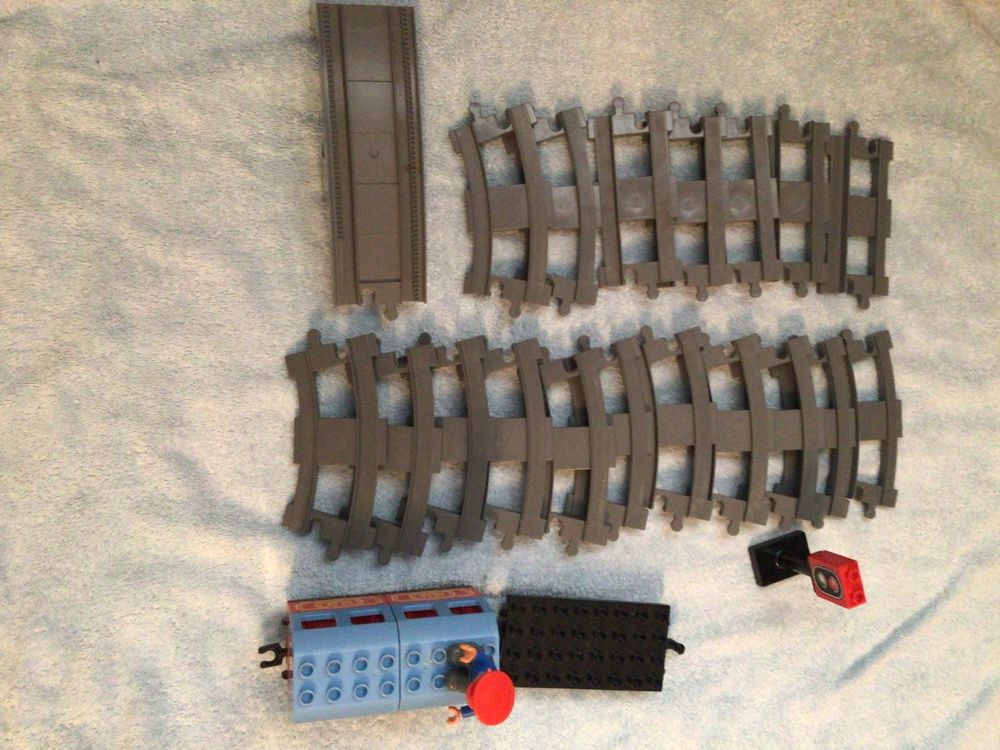 Lego Duplo Schienen und 2 wagen 20 teile aus Sammlung | Kaufen auf Ricardo
