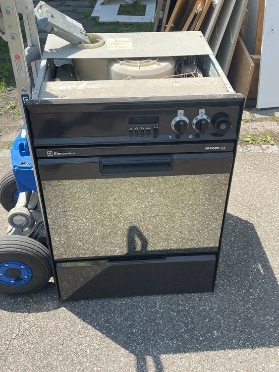 Backofen (Neu und originalverpackt) in Hombrechtikon für CHF 1 – nur Abholung auf Ricardo kaufen