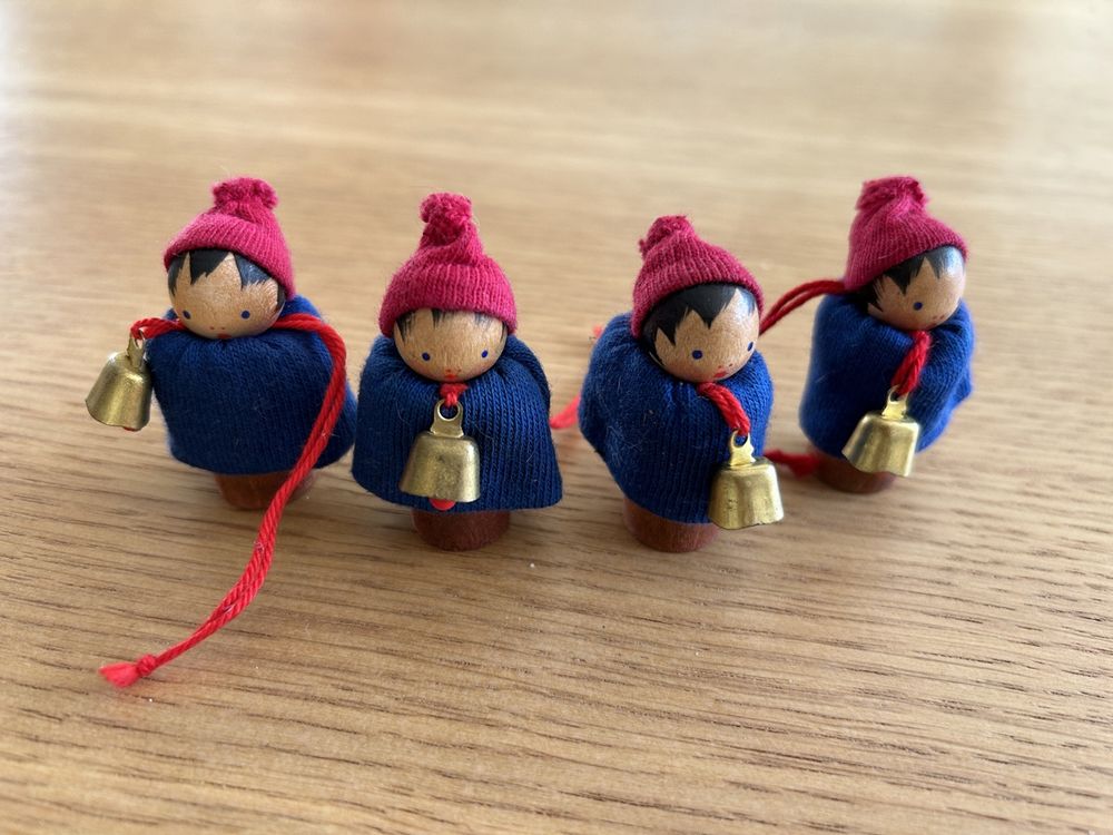 4 Holz Schellenbuben Figuren Deko Glocken | Kaufen auf Ricardo