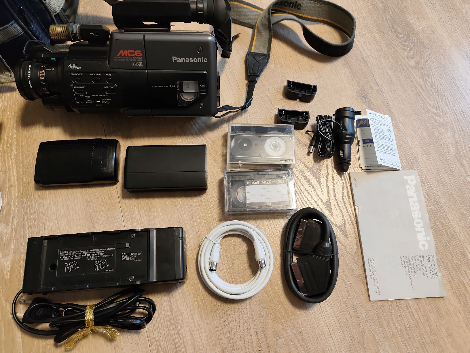 Panasonic NV-MC6 Camcorder VHS-C - Retro-Feeling pur! (Gebraucht) in ...