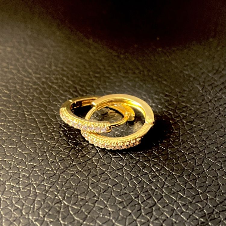 Gold Creolen Ohrringe Zirkonia 1,6cm vergoldet neuwe (Neu und originalverpackt) in Hemmental für ...