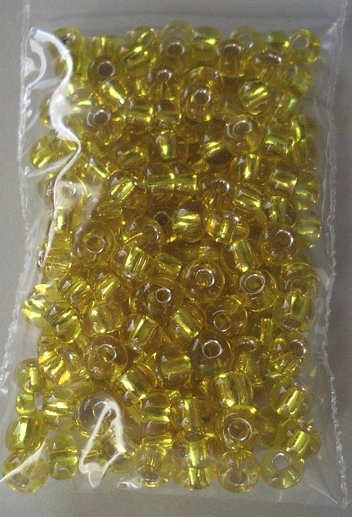 Rocailleperlen Gelb mit Silbereinzug 4,5 mm (Neu und originalverpackt) in Gunzwil für CHF 2 ...