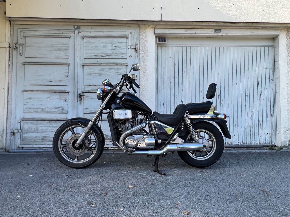 Honda VT 750 C Shadow Motorrad Strasse Chopper Harley (Gebraucht) in ...