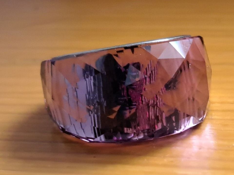 Swarovski Nirvana Ring violett Gr. 58 (Gebraucht) in Riedholz für CHF 15 – mit Lieferung auf ...