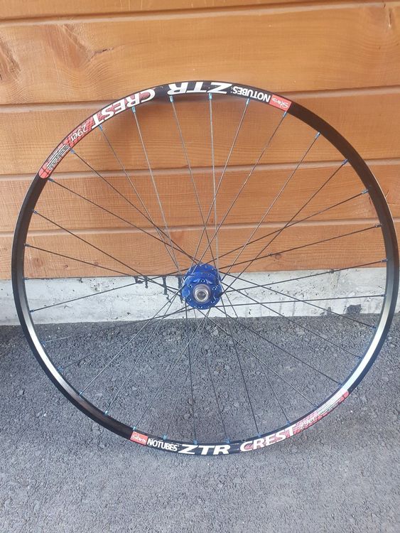No tubes ZTR Crest 29" - moyeux Chris King (Gebraucht) in Prez-Vers ...