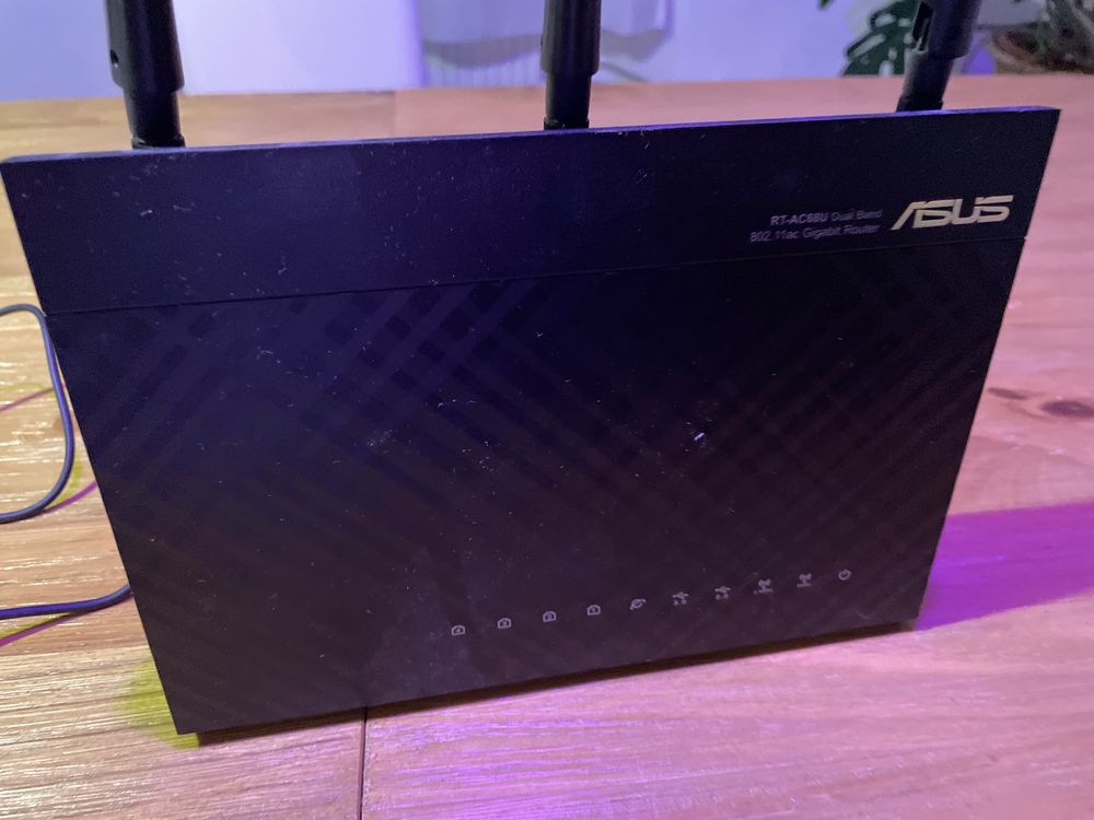 Router Asus RT-AC68U (Gebraucht) in Granges-Paccot für CHF 20 – mit ...