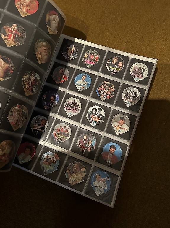 Collezione completa di Pogs anni '90 - Rari e da collezione! (Usato) a ...