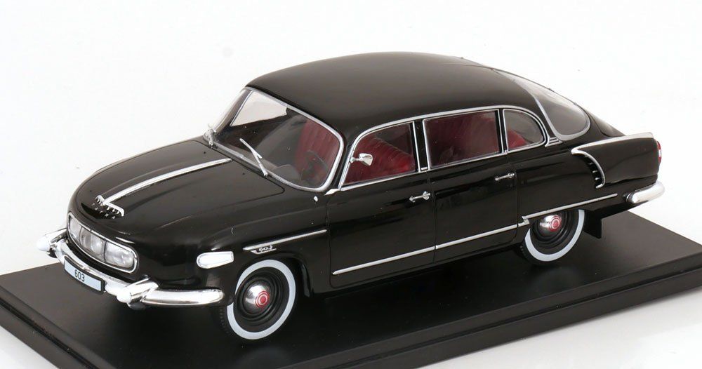Tatra 603 Limousine 1956-1975 schwarz 1:24 von WhiteBox (Neu und ...