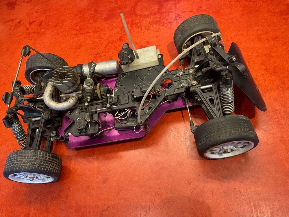 Grosser RC Benziner Modellauto (Gebraucht) in Gebenstorf für CHF 45 – mit Lieferung auf Ricardo ...