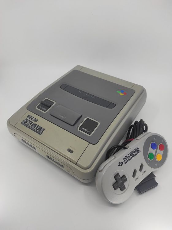 Super Nintendo Entertainment System - SNES - Komplett - PAL (Gebraucht) in Hünibach für CHF 109 ...