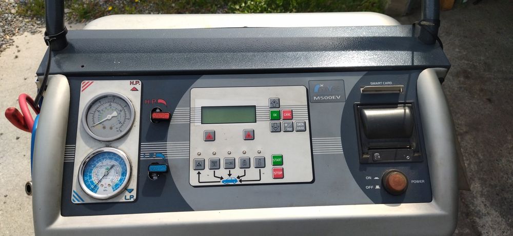 Verkaufe Klimaservicegerät R134a (Gebraucht) in Brugg AG für CHF 744 – nur Abholung auf Ricardo ...