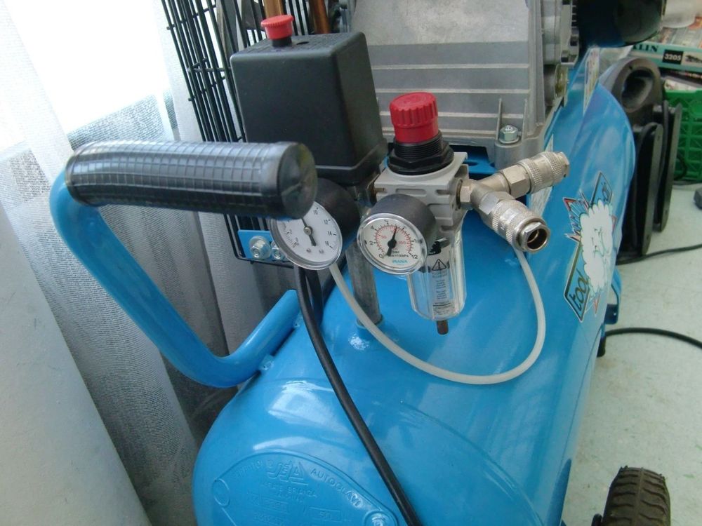 Kompressor 2 Zyl. Tool-Air 50-300B (Gebraucht) in Bellach für CHF 490 – nur Abholung auf Ricardo ...