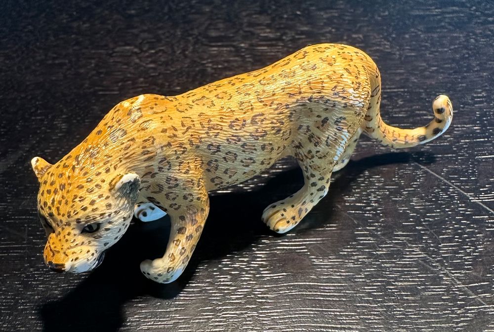 Schleich Leopard/Jaguar (siehe Foto) (Gebraucht) in Zürich für CHF 4 ...