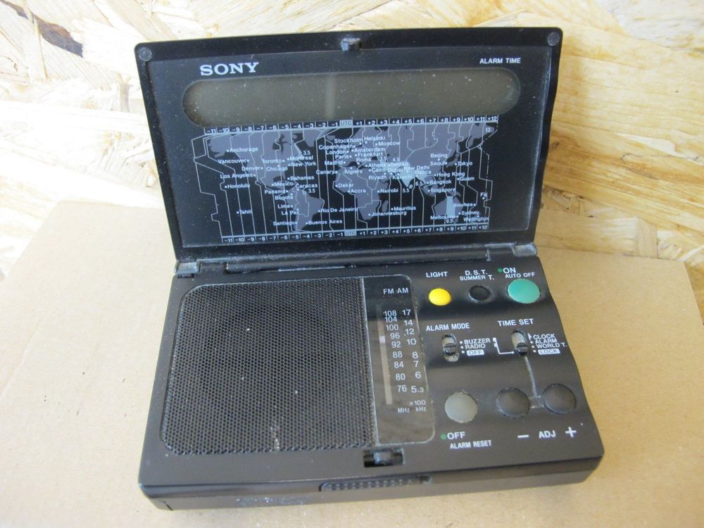 Sony ICF 1000 Radio Weltempfänger | Kaufen auf Ricardo