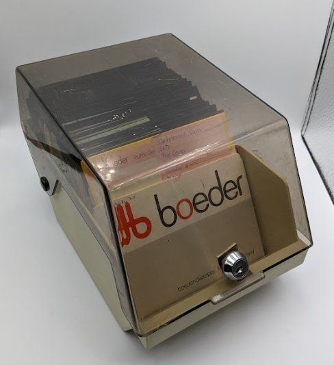 Commodore C64 5.25 Floppy Diskettenbox #9 ab 1.- (Gebraucht) in für CHF ...