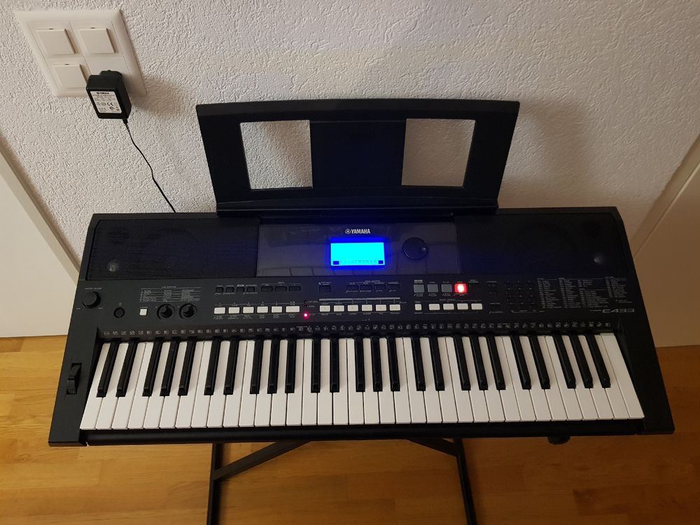 Keyboard Yamaha PSR E433 (Gebraucht) in für CHF 140 – nur Abholung auf ...